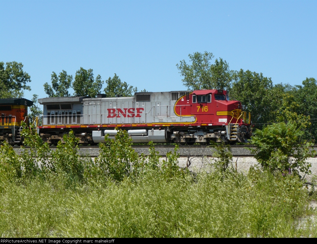 BNSF 716